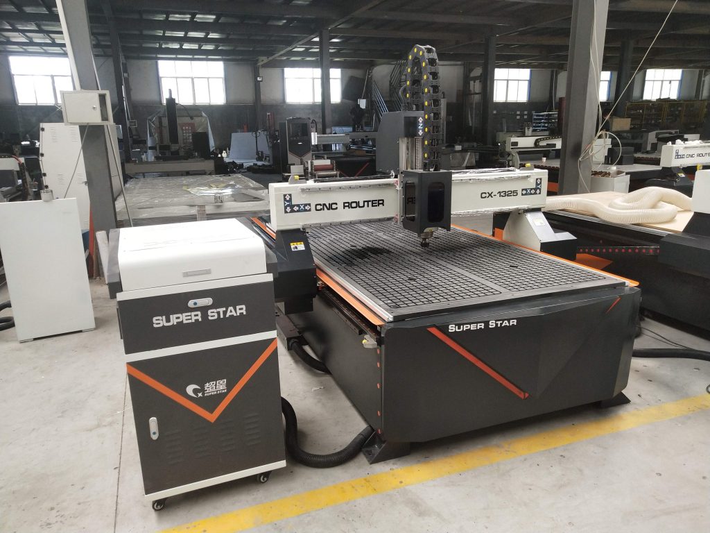 Máquina de Control Numérico - CNC - Abadecom